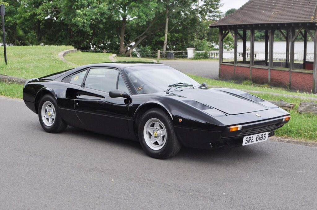 Ferrari 308 GTB kończy 50 lat – samochód, który zdefiniował nową erę ...